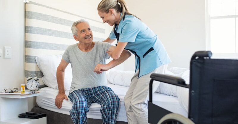 Early Signs Your Aging Parent Needs More Care Than You May Realize ...