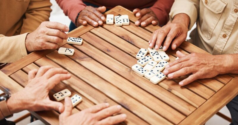Healthy Aging Tips: How Games, Word Puzzles, and Creative Hobbies Help ...